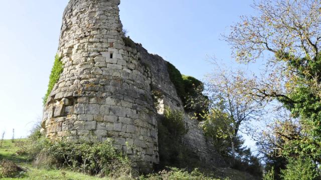 Castle of Montferrand | From Aubrac to the Gorges du Tarn
