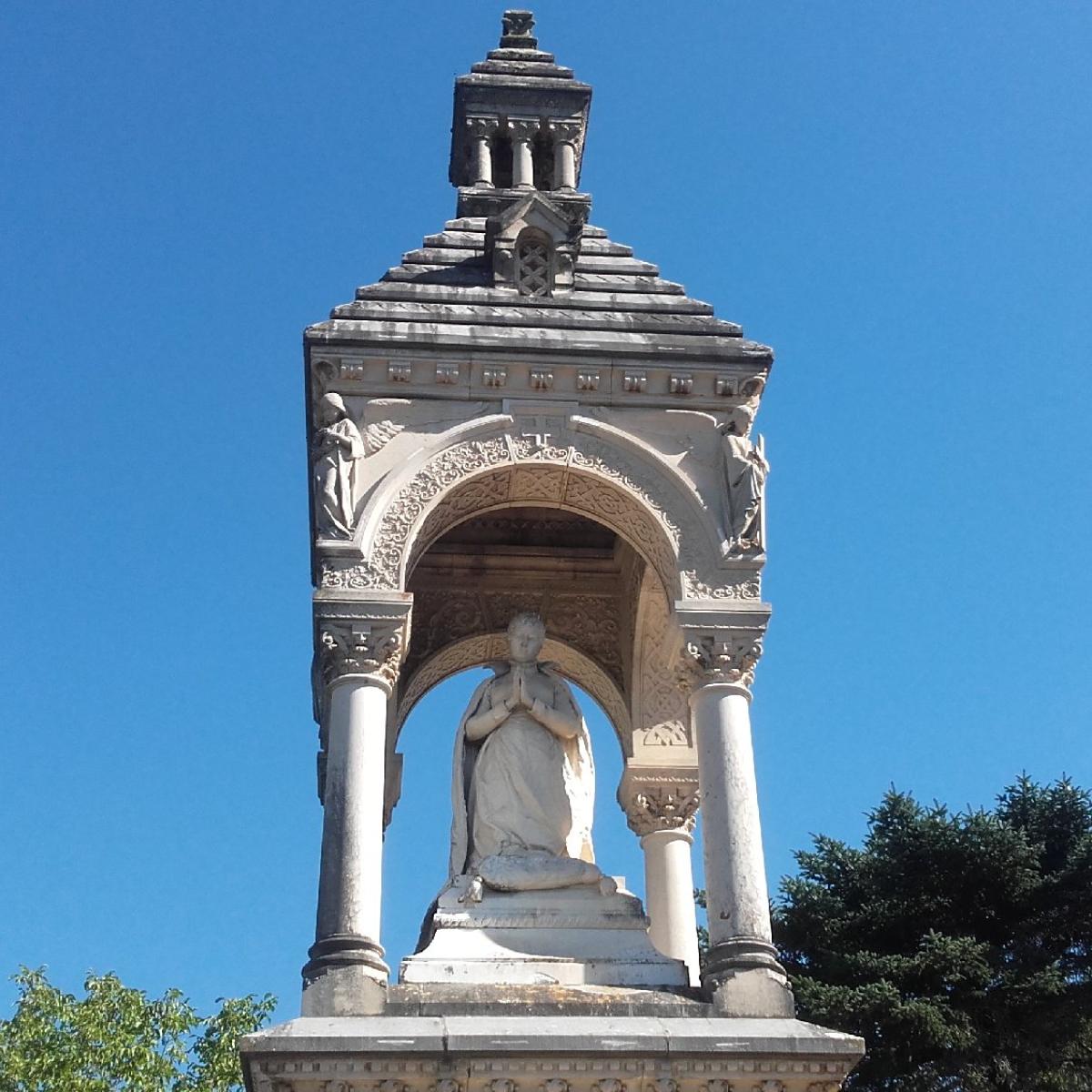 Saint-Geniez d’Olt | De l'Aubrac aux Gorges du Tarn