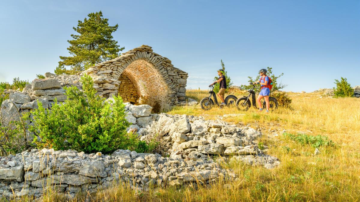 Natural sites and panoramas of the Gorges du Tarn | From Aubrac to the ...